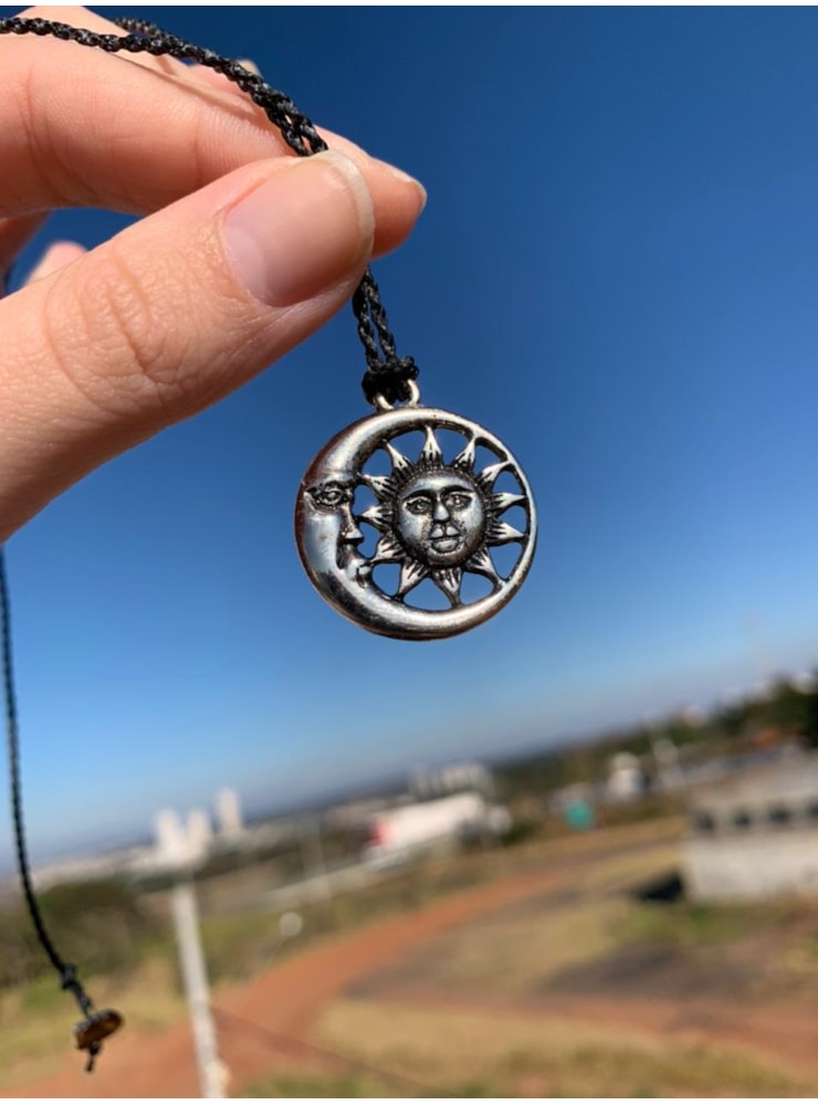 Colar Sol e Lua Vazado - Prateado